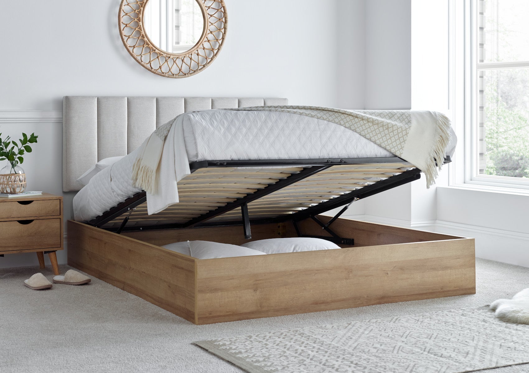 Molle Wooden Ottoman Including Off White Upholstered Headboard – Time4Sleep